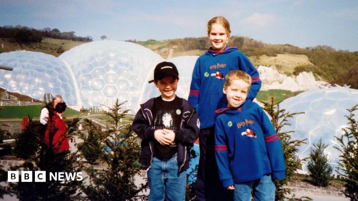 Eden Project marks 25 years by meeting an early visitor - BBC News