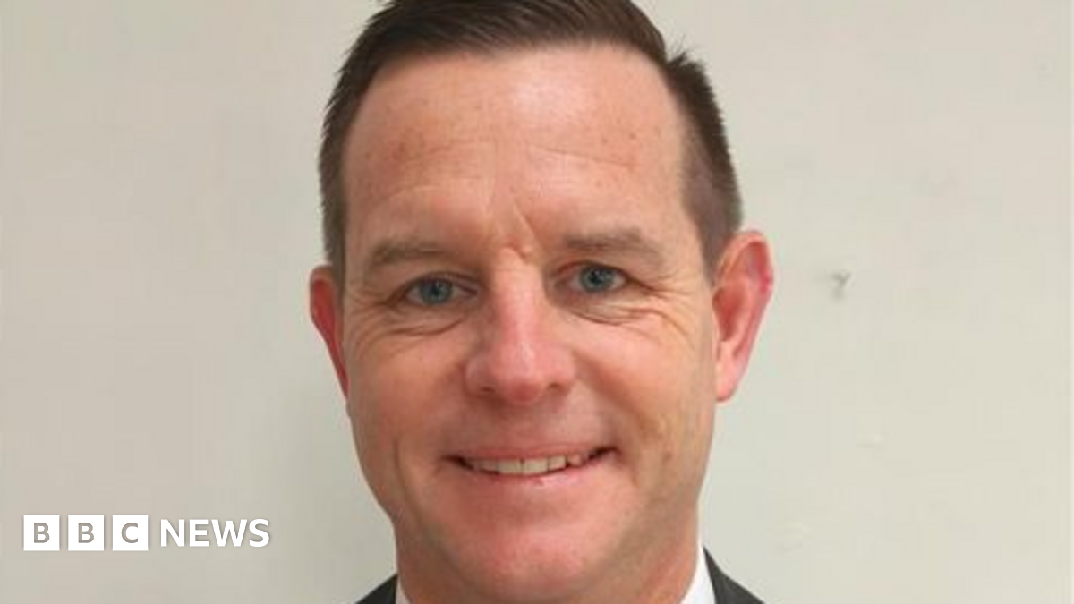 David Johnstone appointed as NI veterans commissioner - BBC News