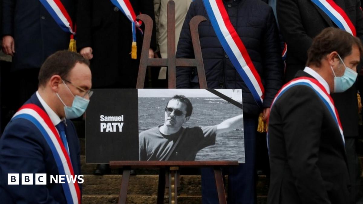 France teacher attack: Students 'paid €300' to identify Samuel Paty ...