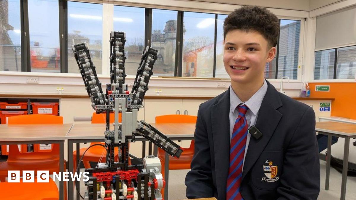 Bristol teen builds 'really cool' robotic hand from Lego - BBC News