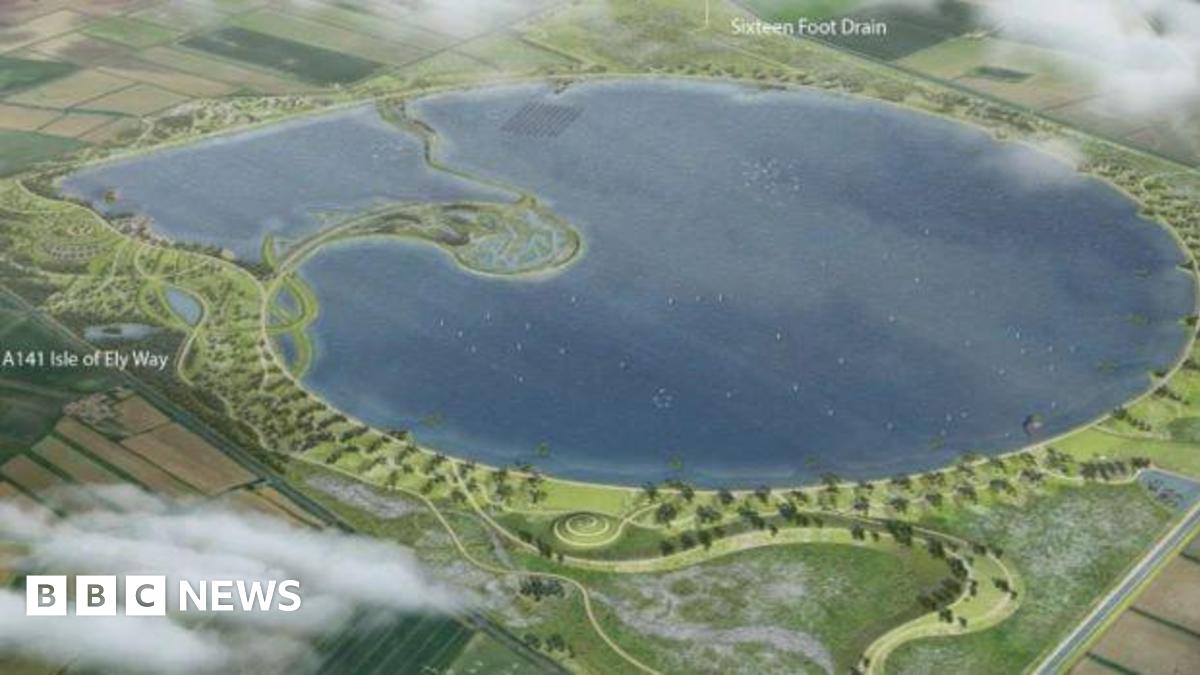 Chatteris: The town on the edge of England's newest reservoir - BBC News