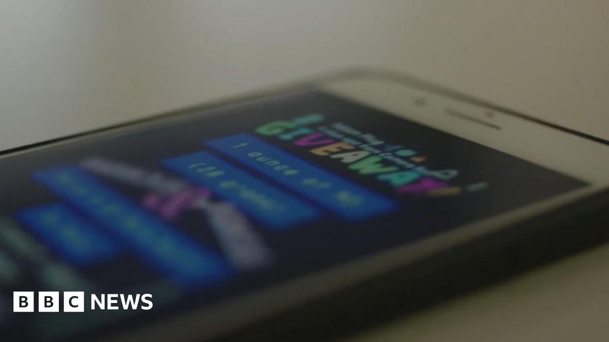 Snapchat drug dealers target Middlesbrough children - BBC News