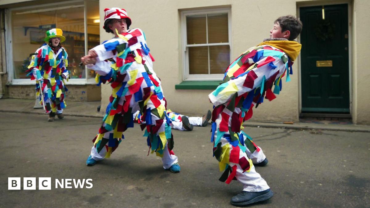 Troupes take to the streets for 195-year-old play The White Boys - BBC News