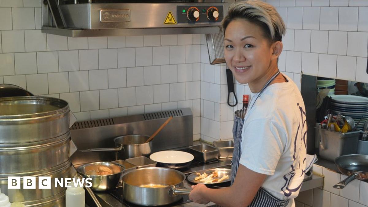 The Chinese burger designed by Asia's 'best female chef' - BBC News