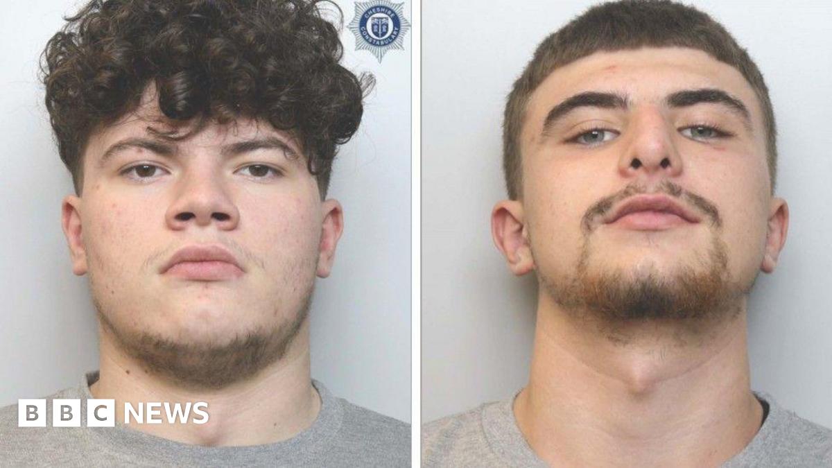 Teens who started major Crewe printworks fire to be sentenced - BBC News