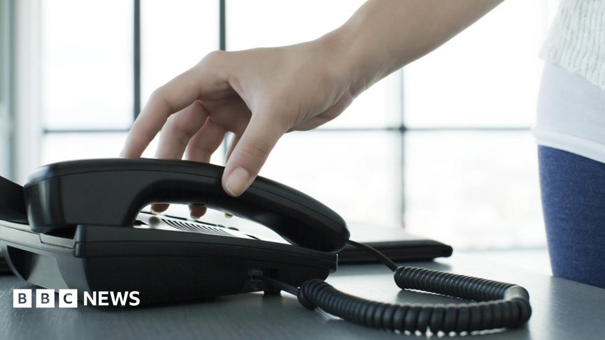 Digital landline switch rollout begins in Northern Ireland - BBC News