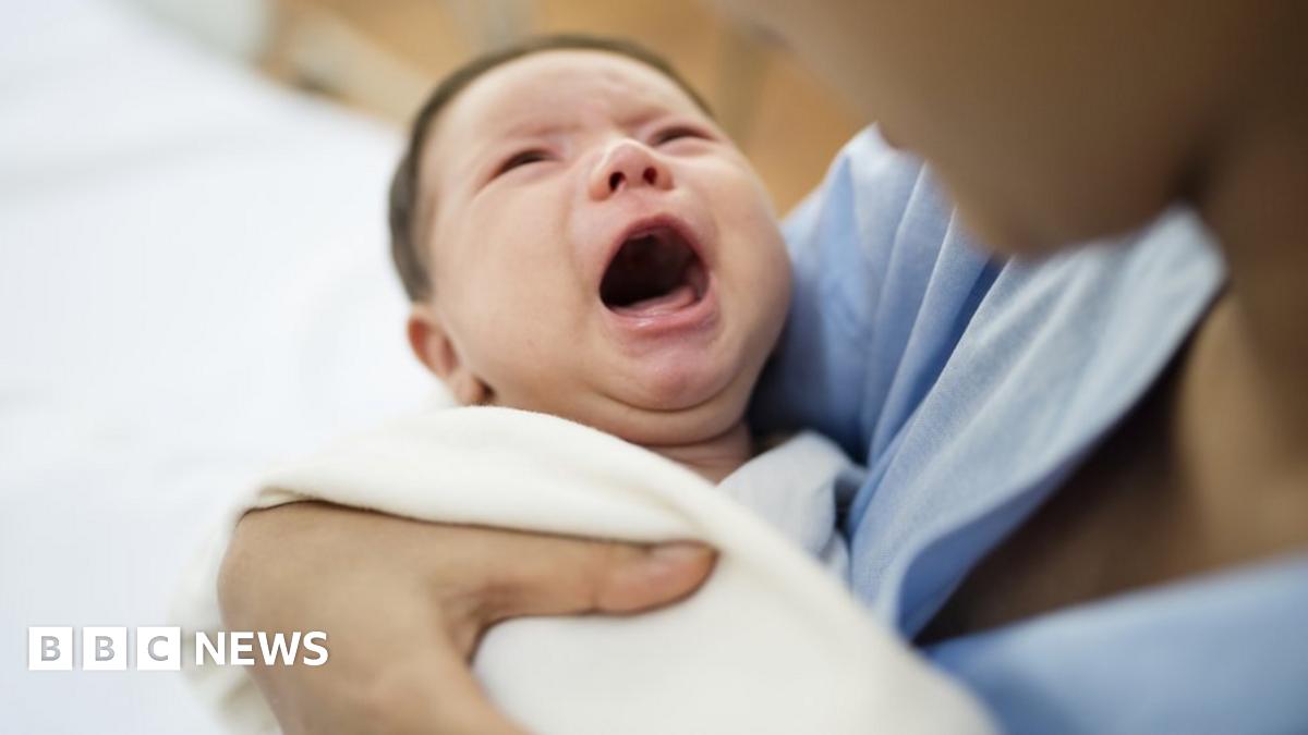 US birth rates drop to lowest since 1987 - BBC News