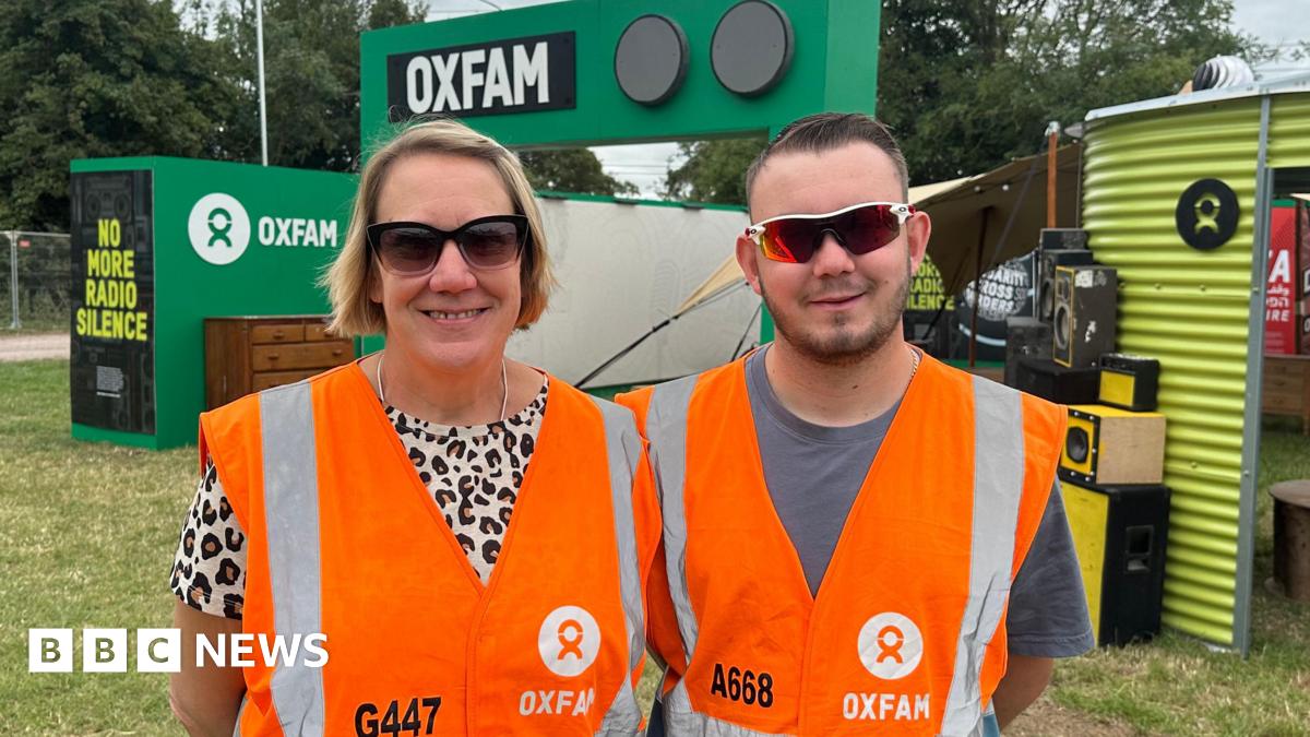 Blind steward encourages others to volunteer at Glastonbury Festival ...