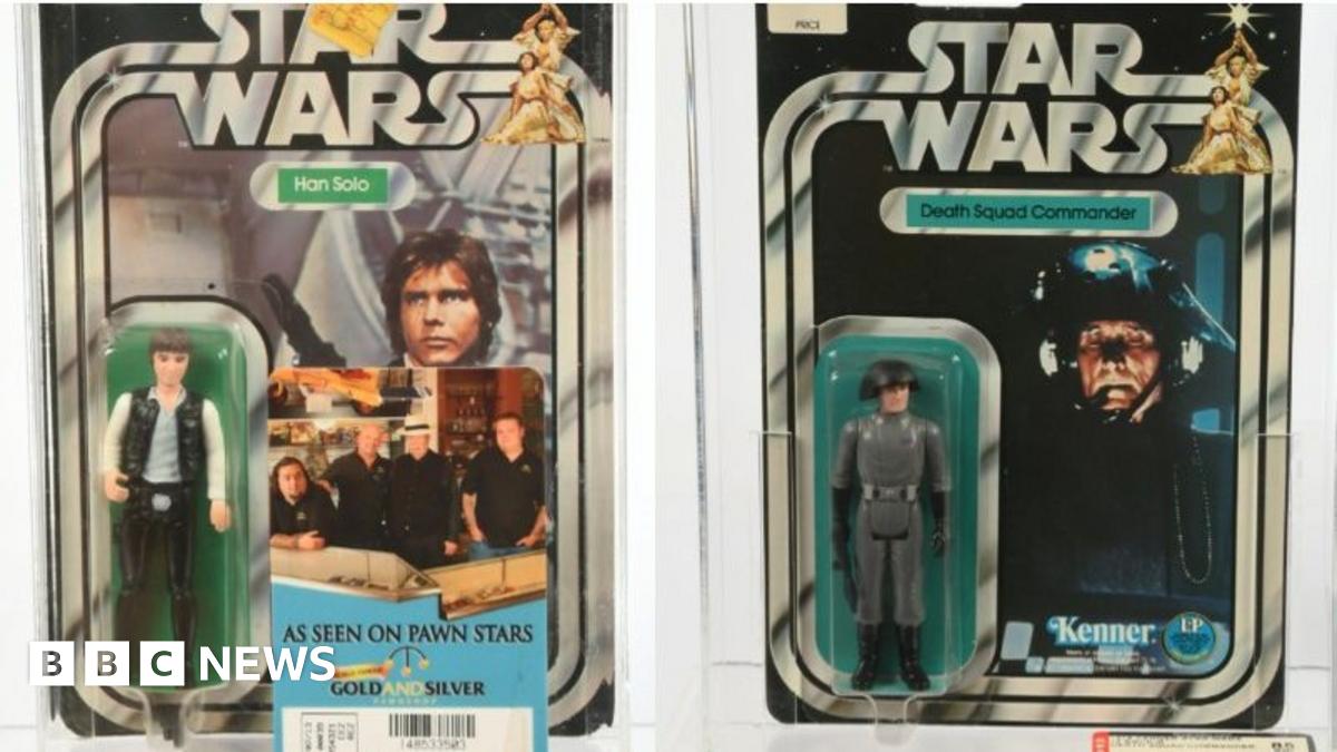 Star Wars auction in Stockton-on-Tees fetches £177k - BBC News