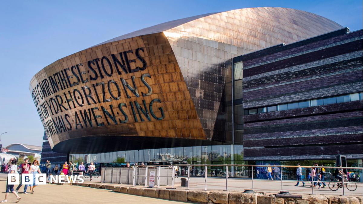 Wales Millennium Centre celebrates 20 years of arts and culture - BBC News
