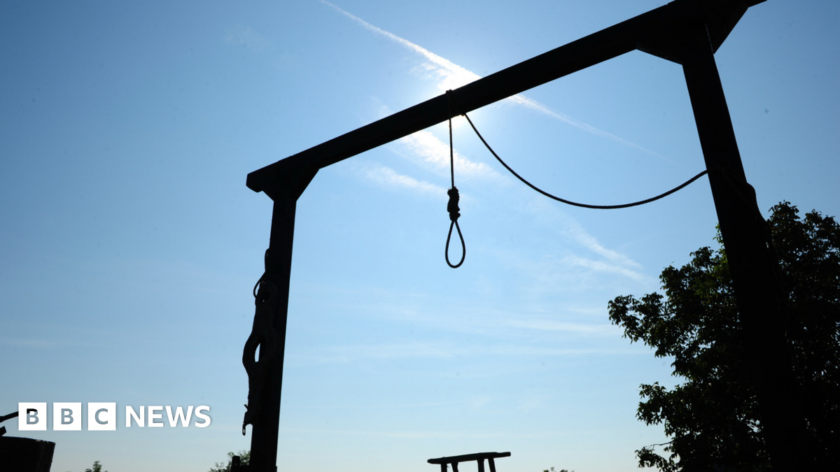 Maidstone suburb park has a 'dark history' of executions - BBC News