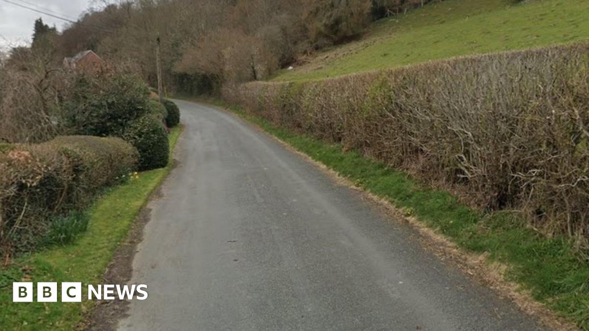 Powys: Man dies in BMW bike and Toyota truck crash - BBC News