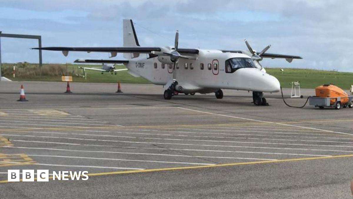 Alderney runway plans need 'radical' rethink - BBC News