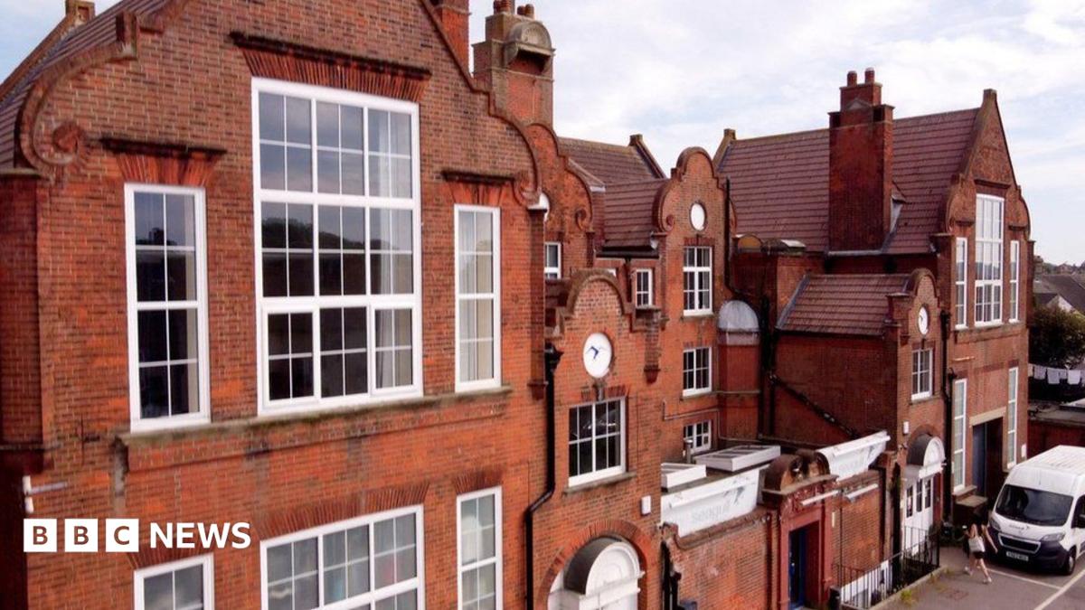 Documentary to tell Lowestoft theatre building's 130-year story - BBC News