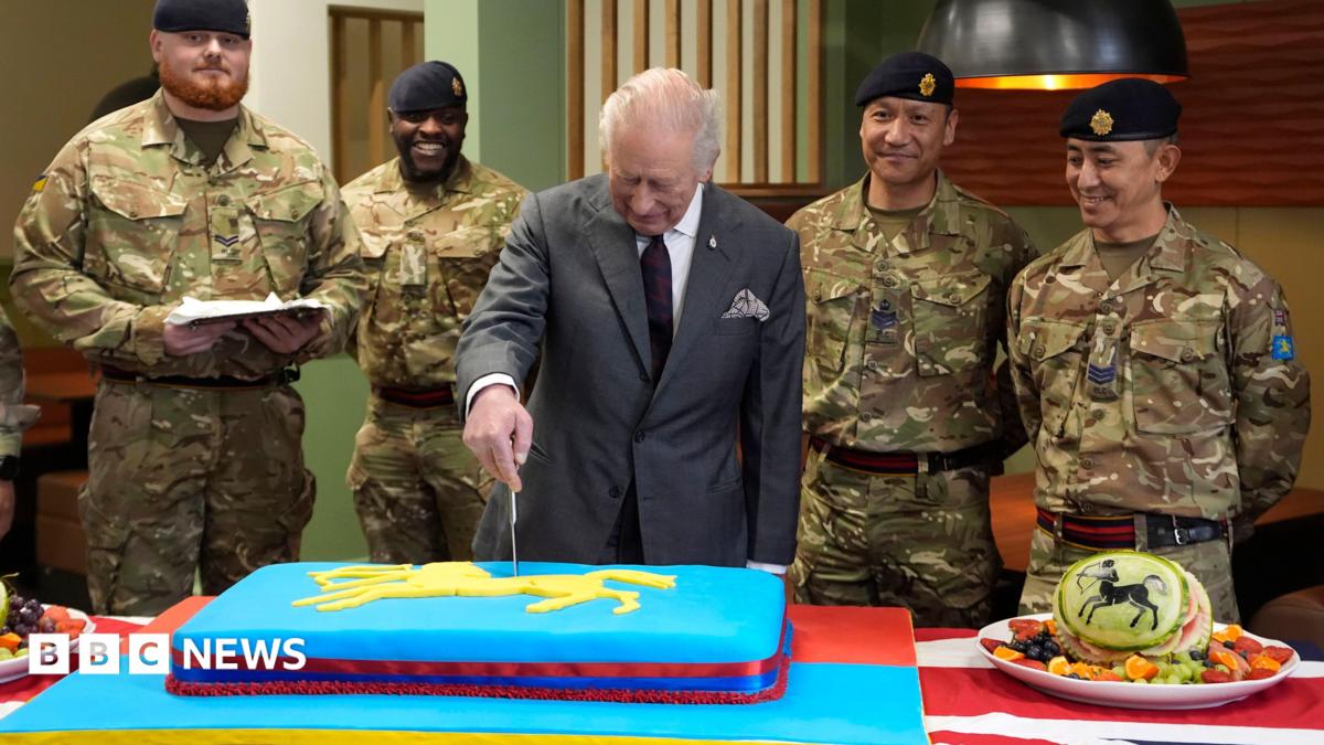 King Charles shown missile launcher at Thorney Island barracks - BBC News