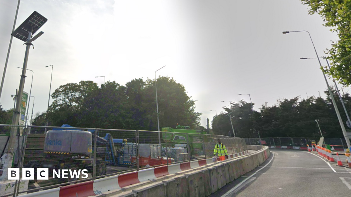 Apologies after 'farce' of Gallows Corner flyover repair delays - BBC News