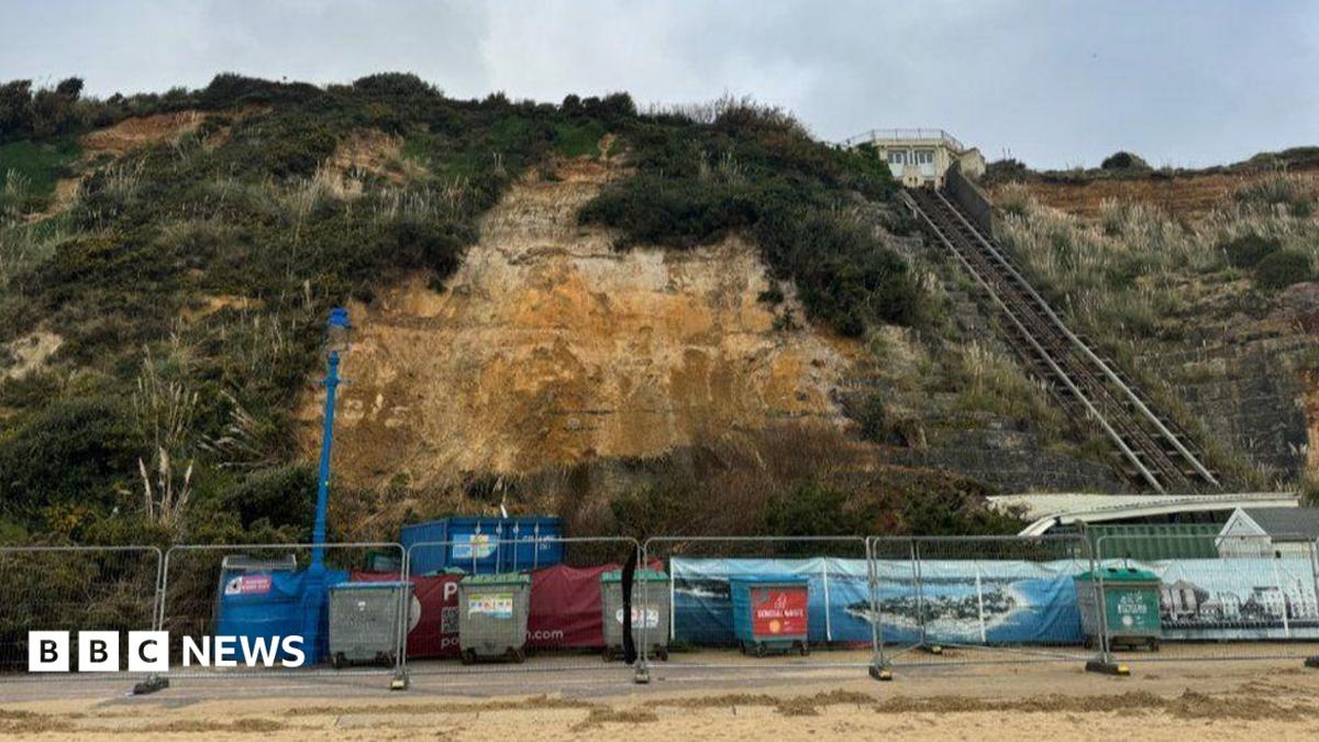 Parts of Bournemouth promenade 'inaccessible' after cliff slips - BBC News