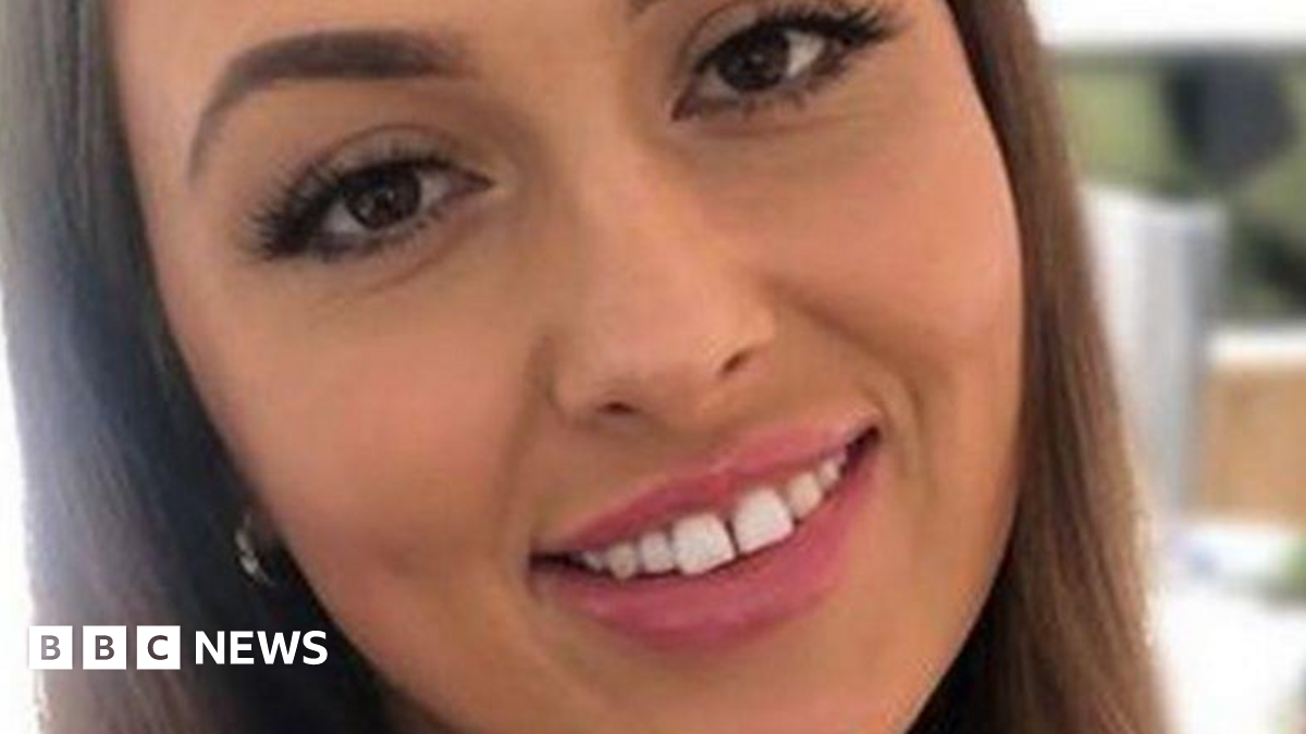 Jade Ward: Law passed to restrict killer parents' rights - BBC News