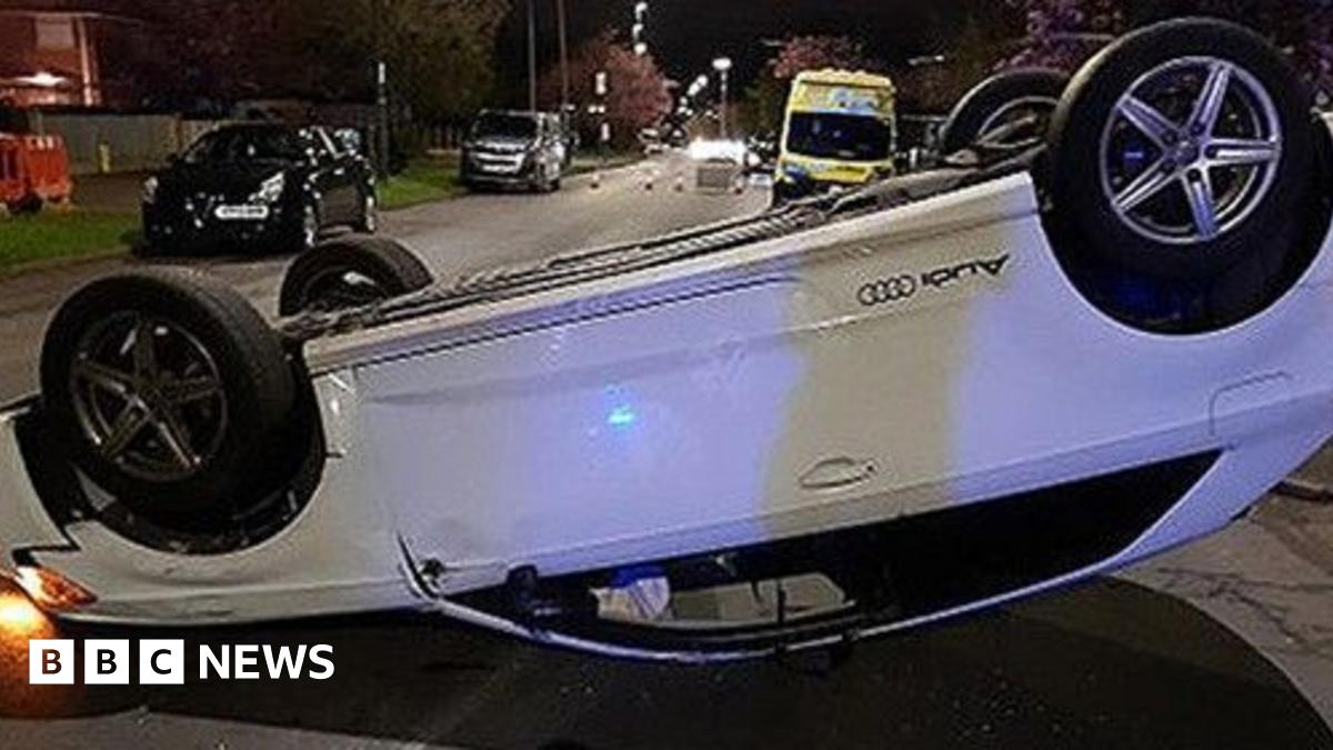 Arrest made as car flips on to roof after Nottingham crash - BBC News
