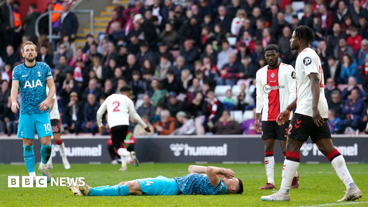 Southampton v Spurs: Police arrest 10 after Premier League match - BBC News