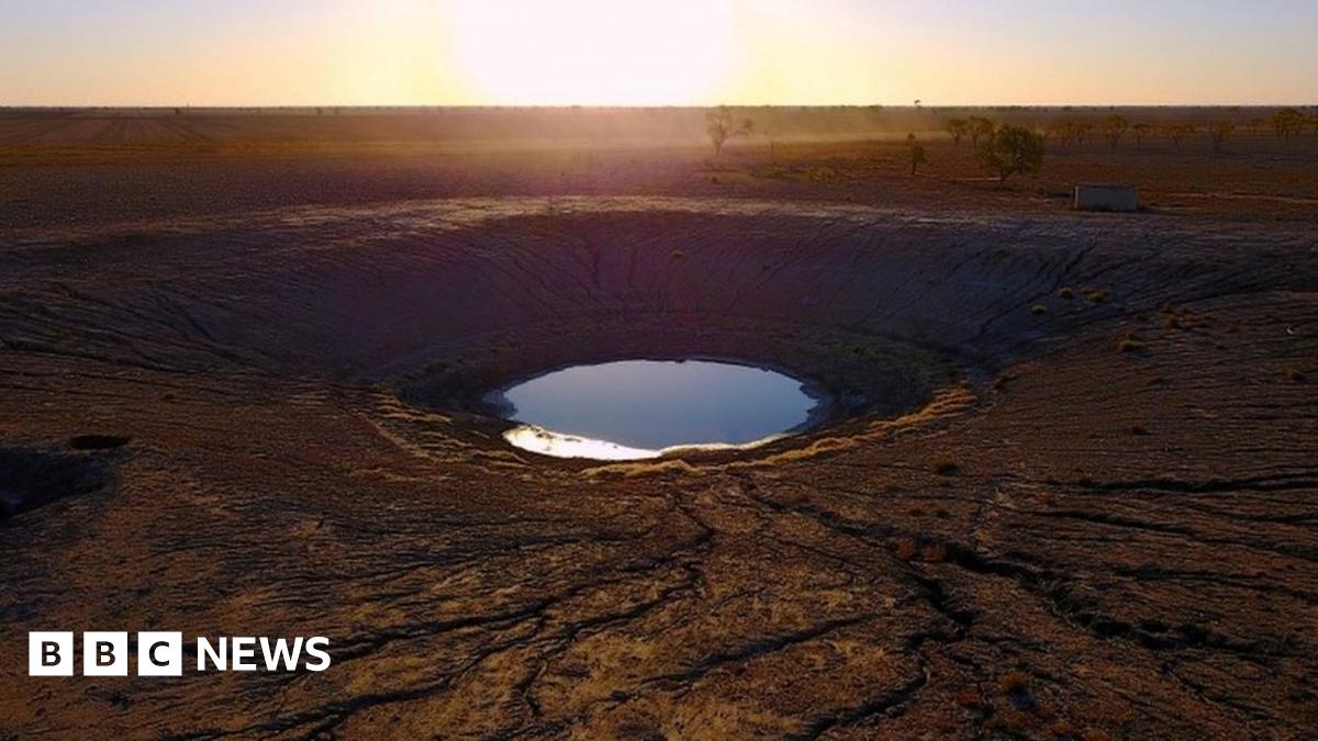Australia drought: How much rain would end 'the big dry'? - BBC News