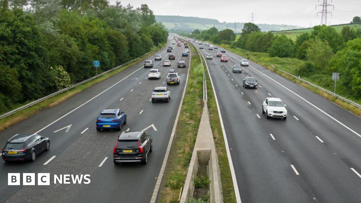Unmarked police vans deployed in speeding crack down - BBC News