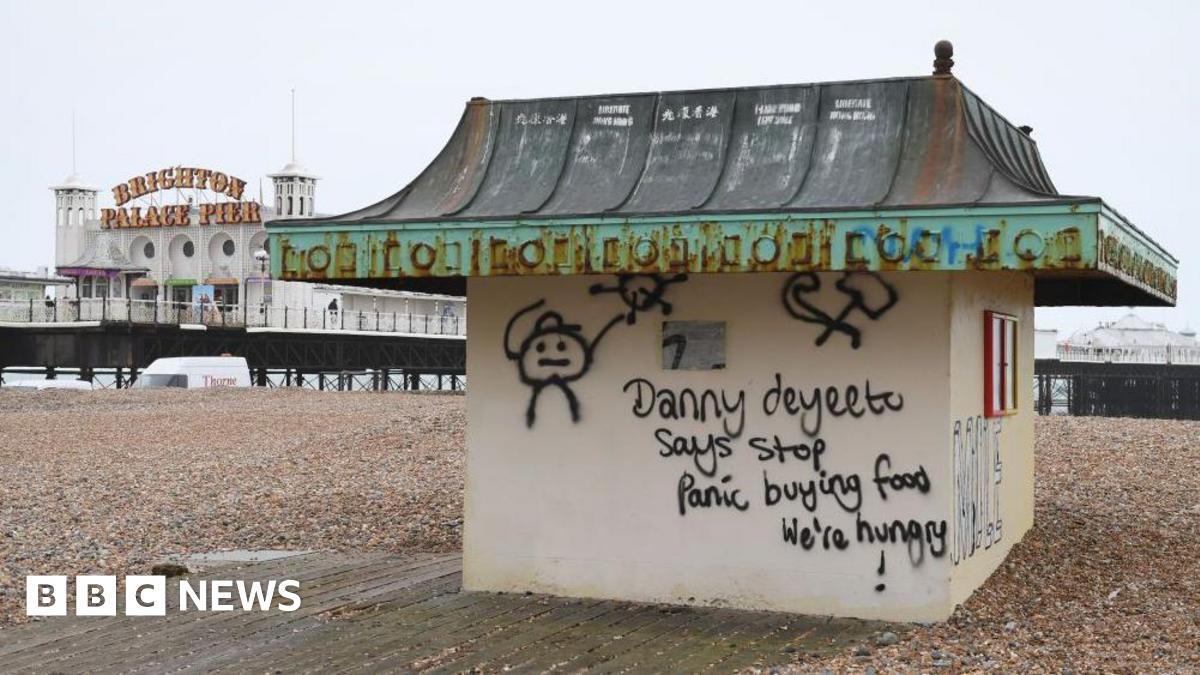 Brighton & Hove: Council starts three-year plan to clean graffiti - BBC ...