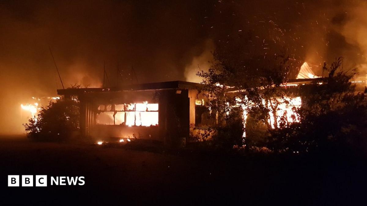 Hemsby fire: Police treat blaze at old Pontins site as arson - BBC News