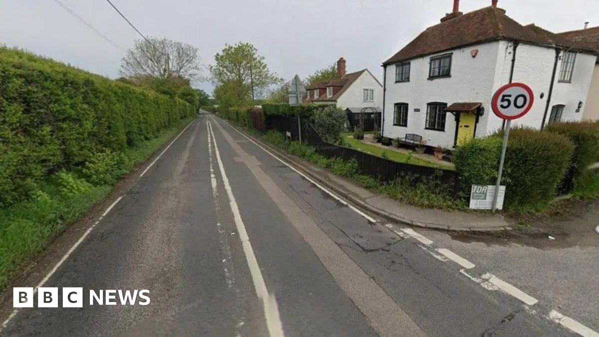 Motorcyclist dies after crash between Canterbury and Sandwich - BBC News