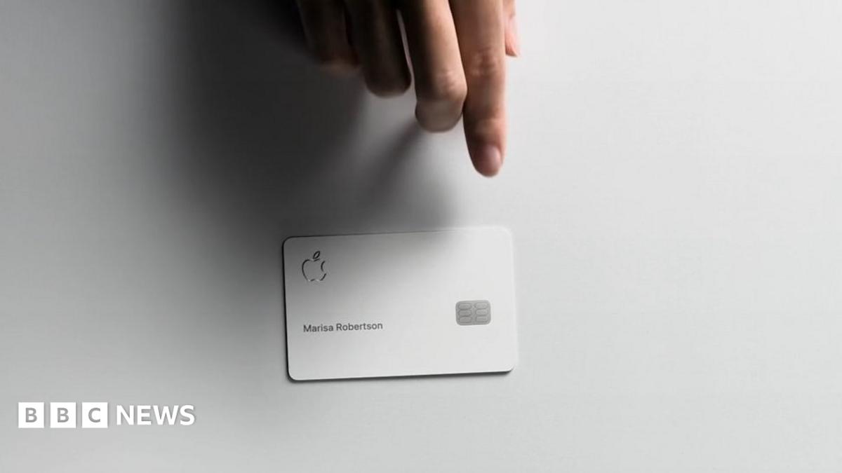 Apple's 'sexist' credit card investigated by US regulator - BBC News