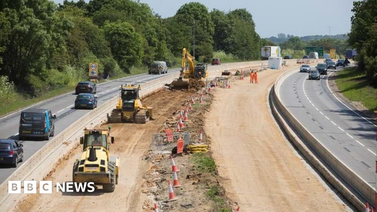 Weekend A12 closure near Margaretting due to resurfacing work - BBC News