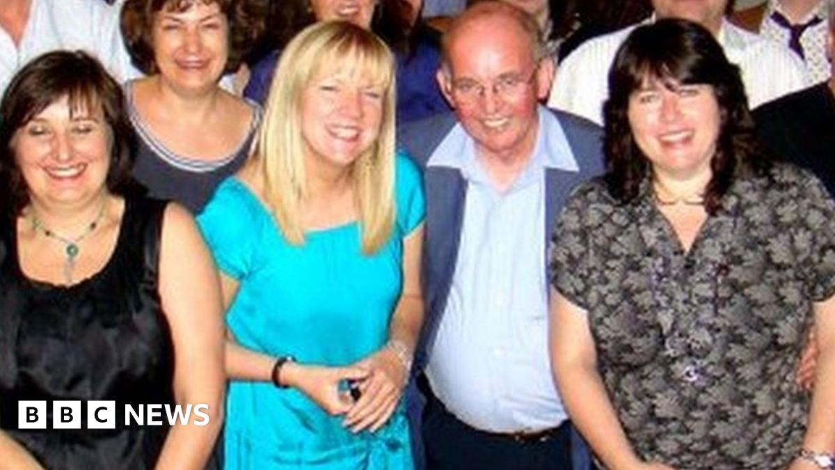 Clive Betts: Huw Edwards joins tributes to Welsh politics journalist ...