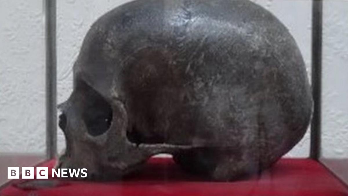 Elbows, skulls and holy hands: Venerating England's saintly relics ...