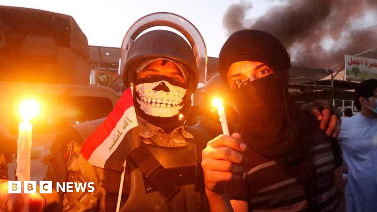 In pictures: Fresh protests rock Basra in Iraq - BBC News