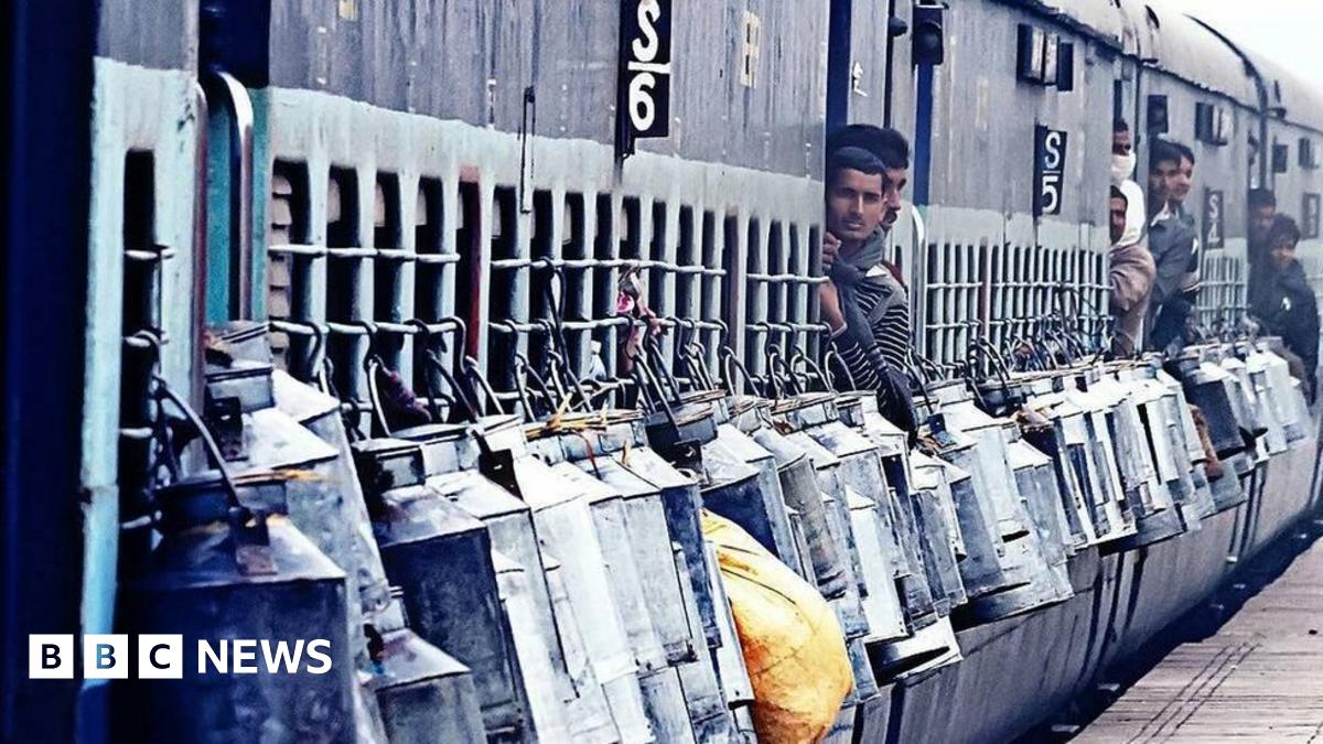 A train passenger's view of India - BBC News