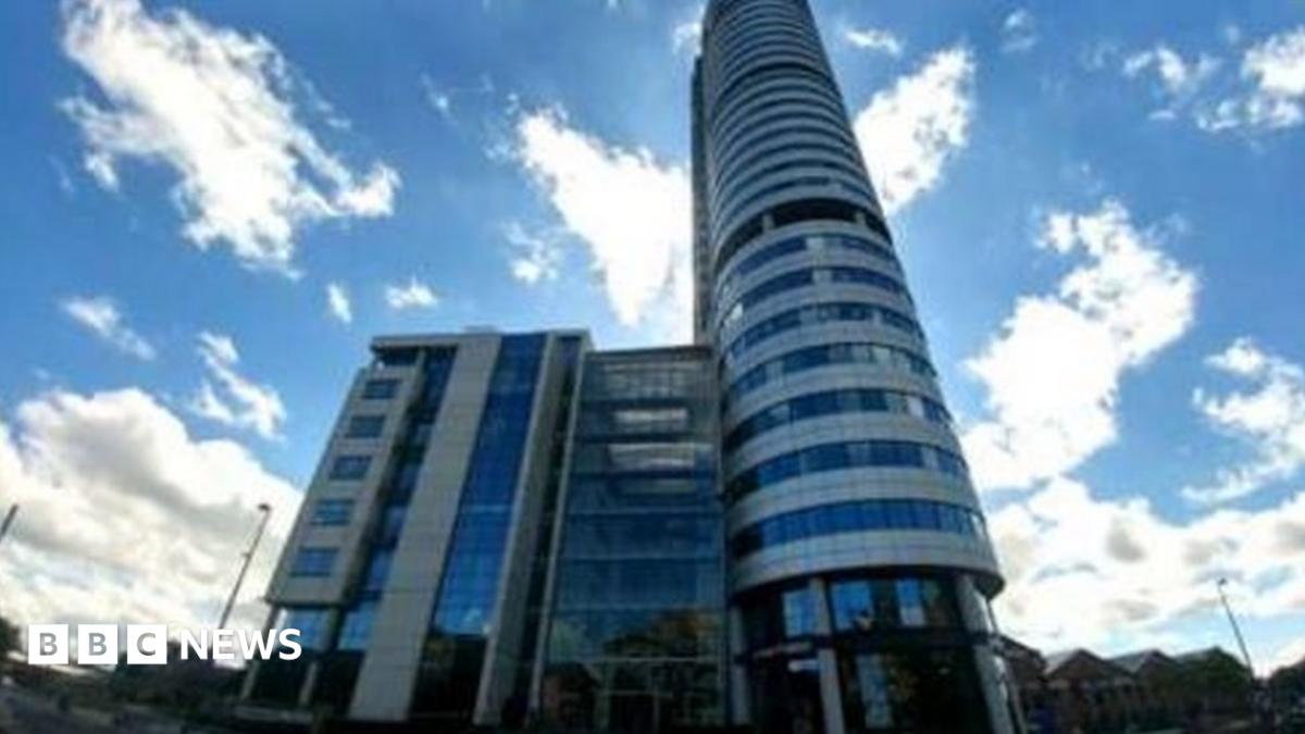 Wind-curbing work starts at the site of Yorkshire's tallest building ...