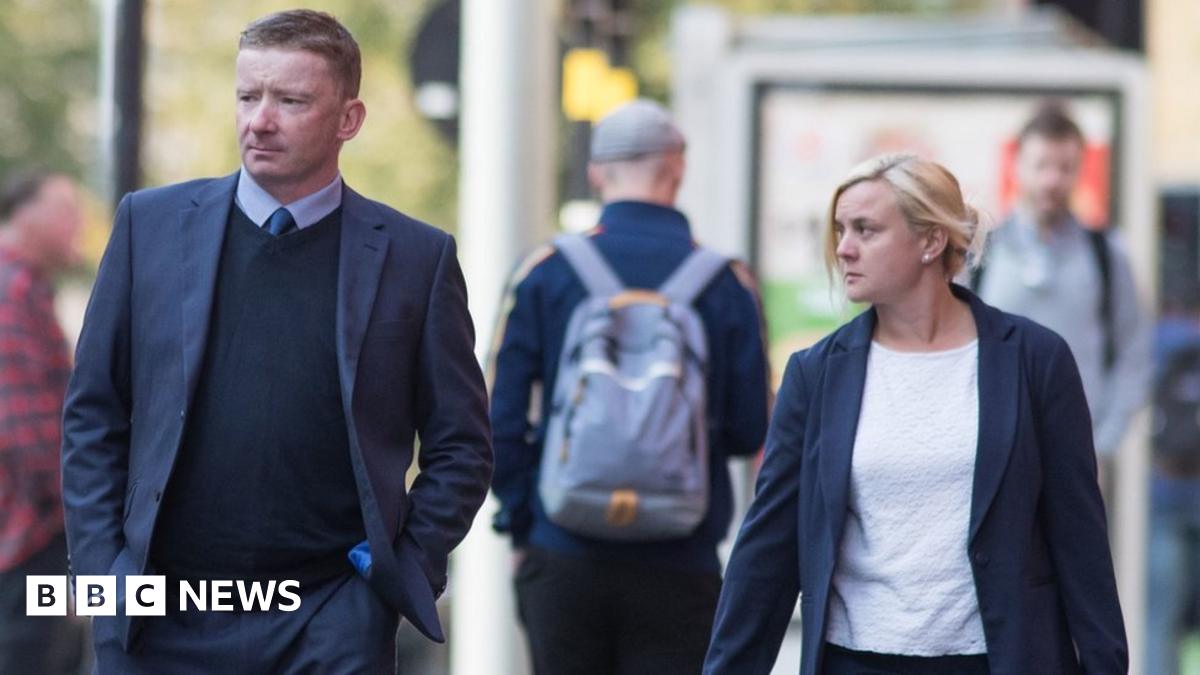 Fox cruelty: South Herefordshire Hunt pair found guilty - BBC News