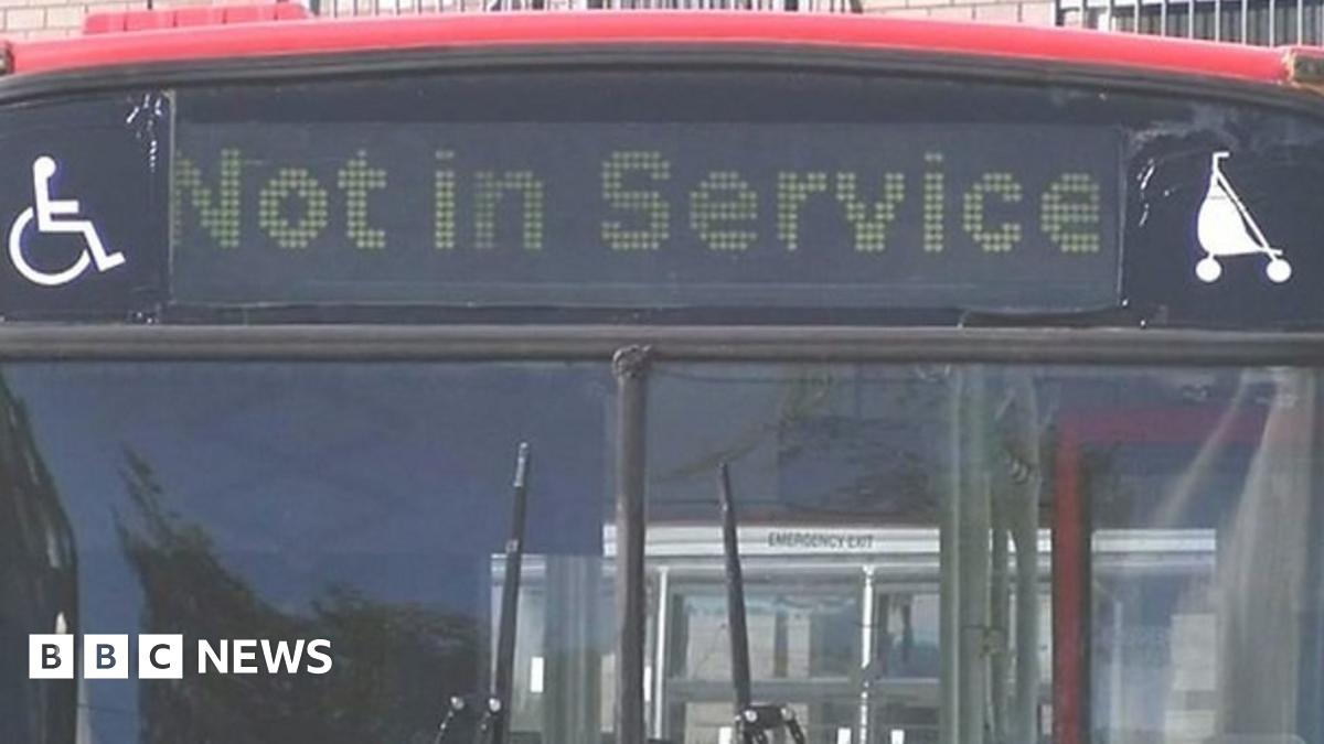 GHA Coaches: Parents need new school transport plans - BBC News