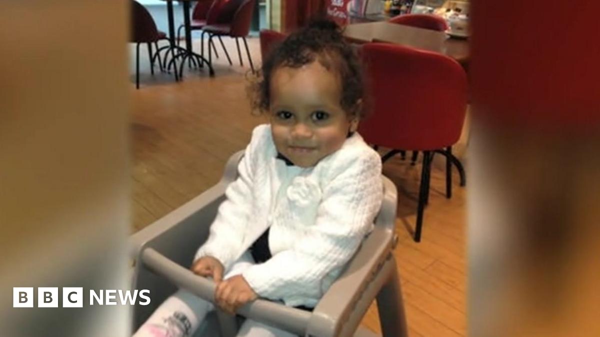 Angela Whitworth jailed for murdering daughter - BBC News