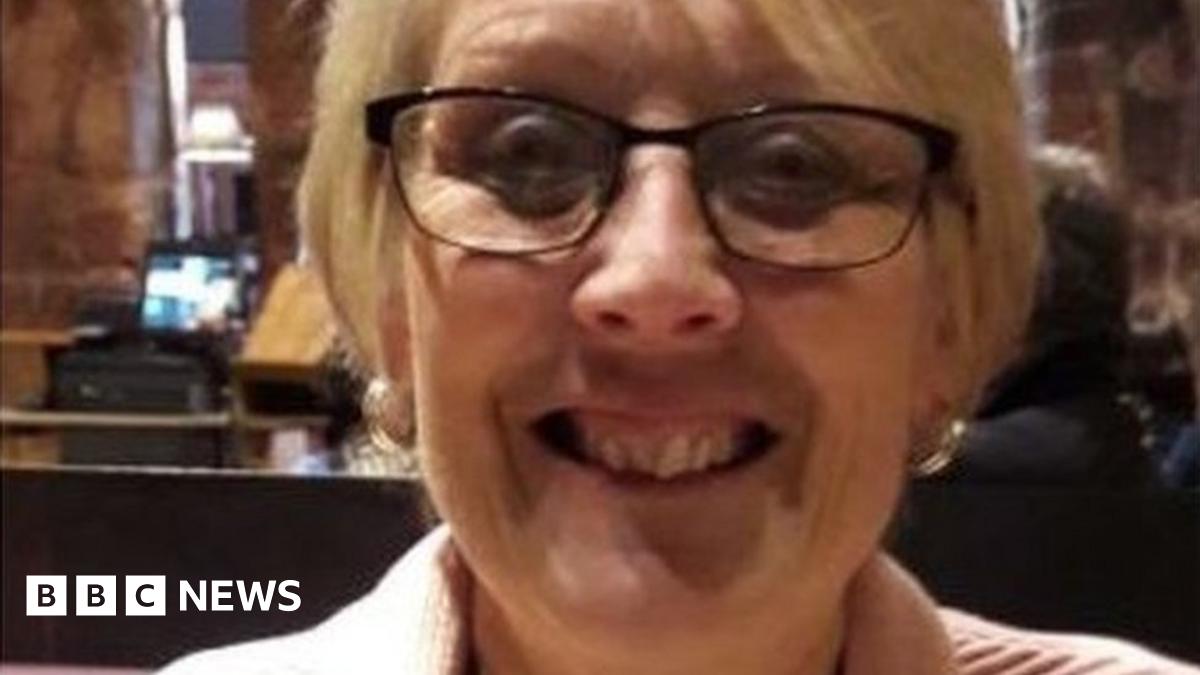 Suspect charged with Hull murder of Susan Atkinson - BBC News