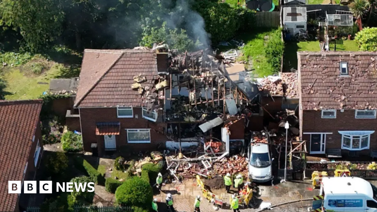Man charged following Middlesbrough house explosion - BBC News