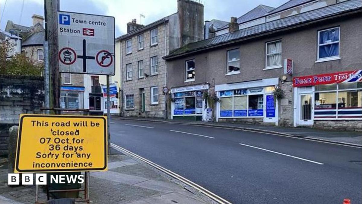 Roads close as work begins on Redruth gas network upgrade - BBC News