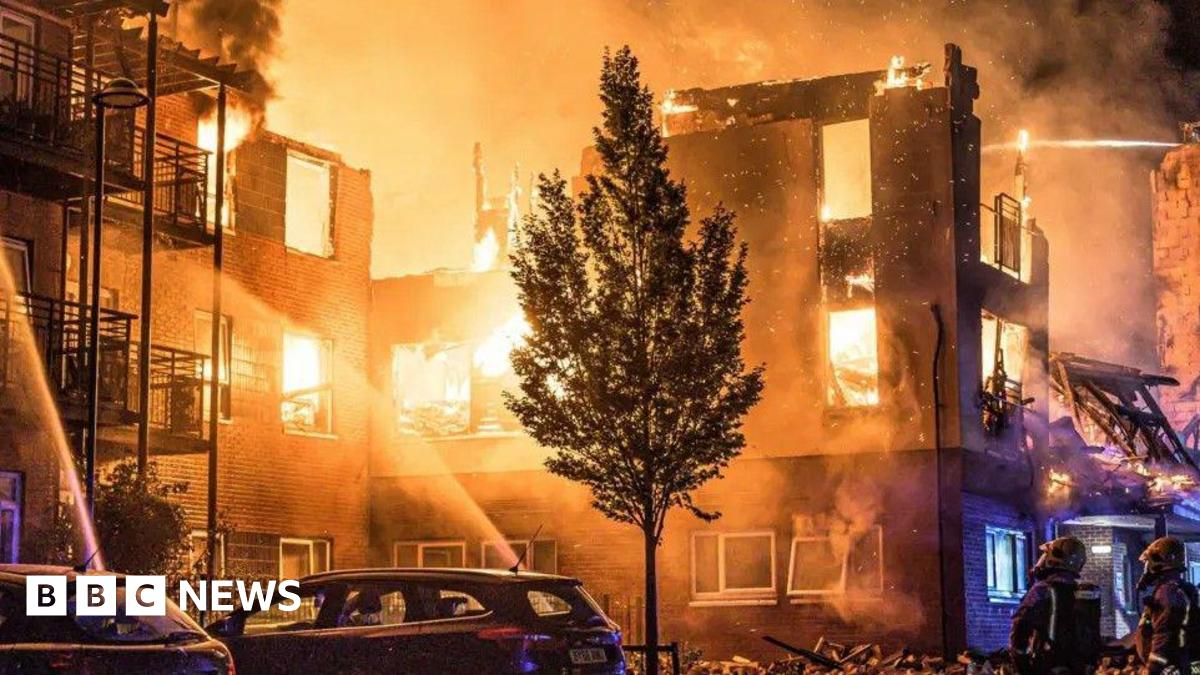 Trial over Crewe's Beechmere retirement complex fire collapses - BBC News