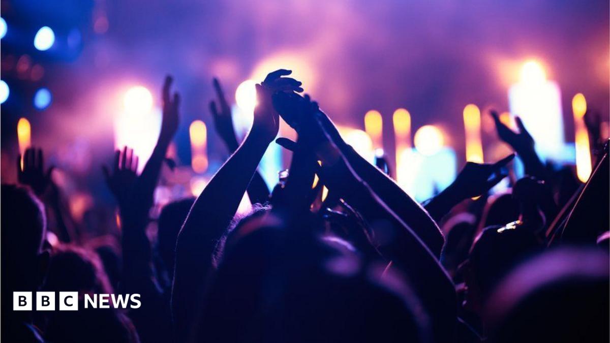 Scotland's biggest nightclub halves opening hours - BBC News
