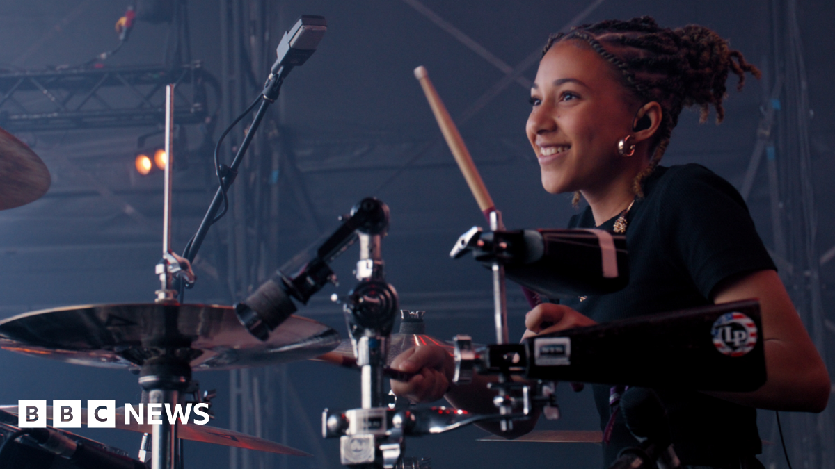 Ipswich drummer Nandi Bushell, 14, stars in new documentary - BBC News