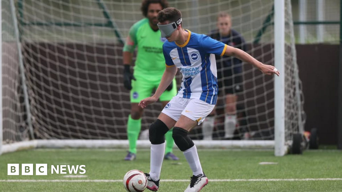 Blind footballer shares experiences for Disability History Month - BBC News