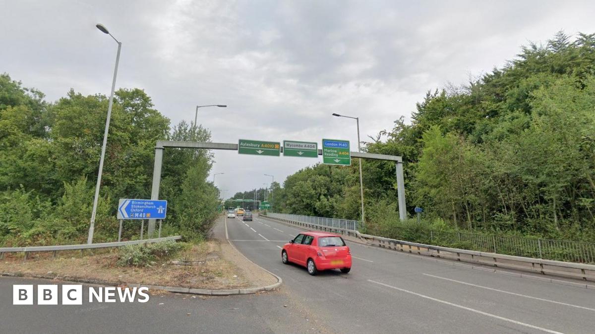 Handy Cross roundabout at M40 junction closed all weekend - BBC News
