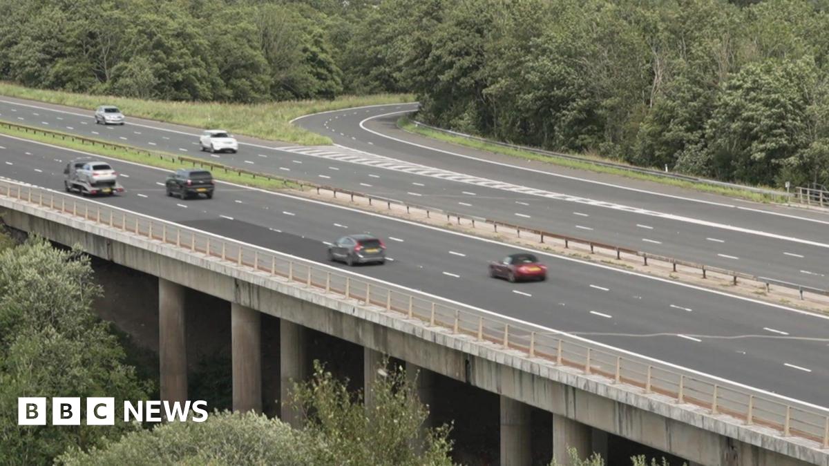 Keep Junction 38 open petition against Lune Gorge M6 bridge work - BBC News