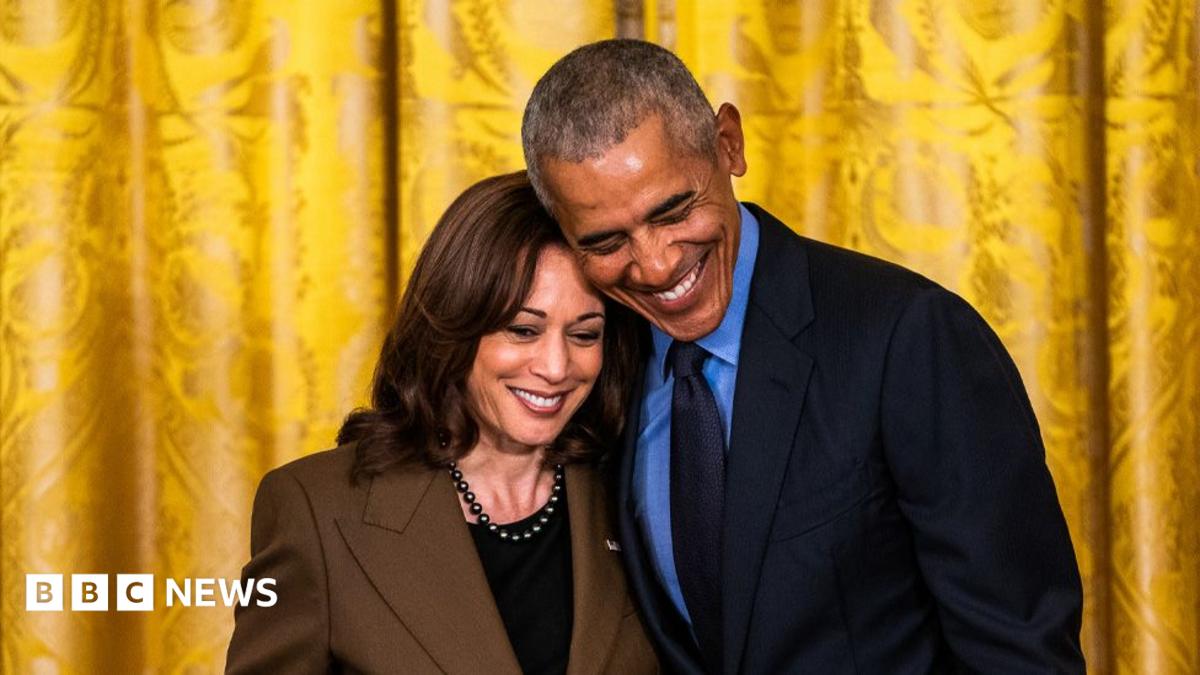 Barack Obama endorses Kamala Harris for president - BBC News