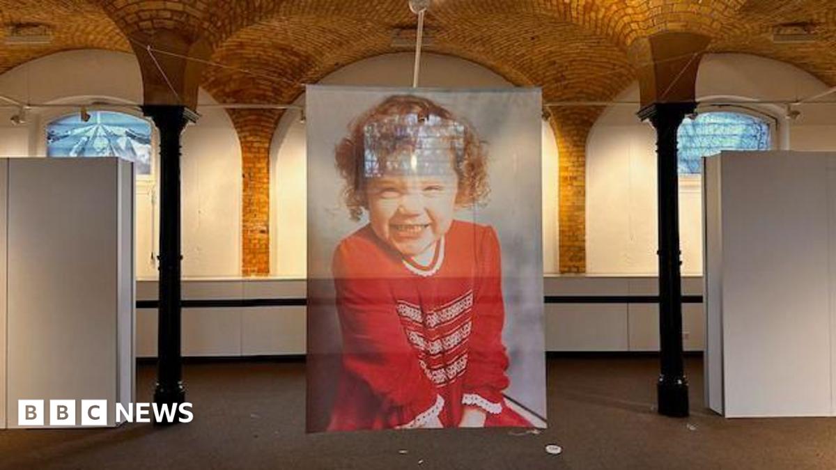 Missing Katrice exhibition in Germany 'brings people to tears' - BBC News
